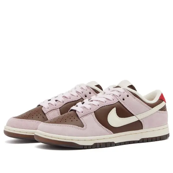 Nike Dunk Low Sneakers