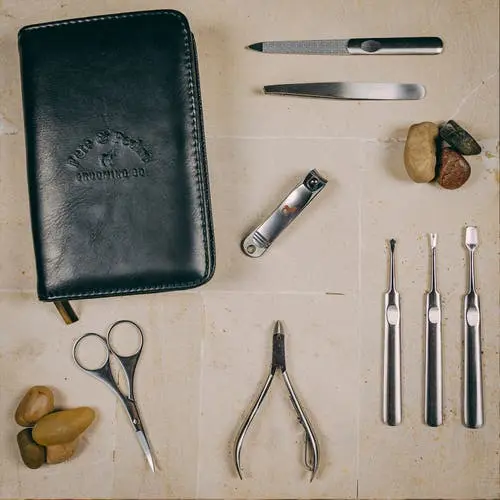 PETE & PEDRO 8-piece Manicure Set - None