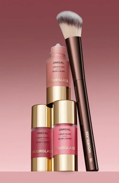 HOURGLASS No. 15 Blush Brush - No Color