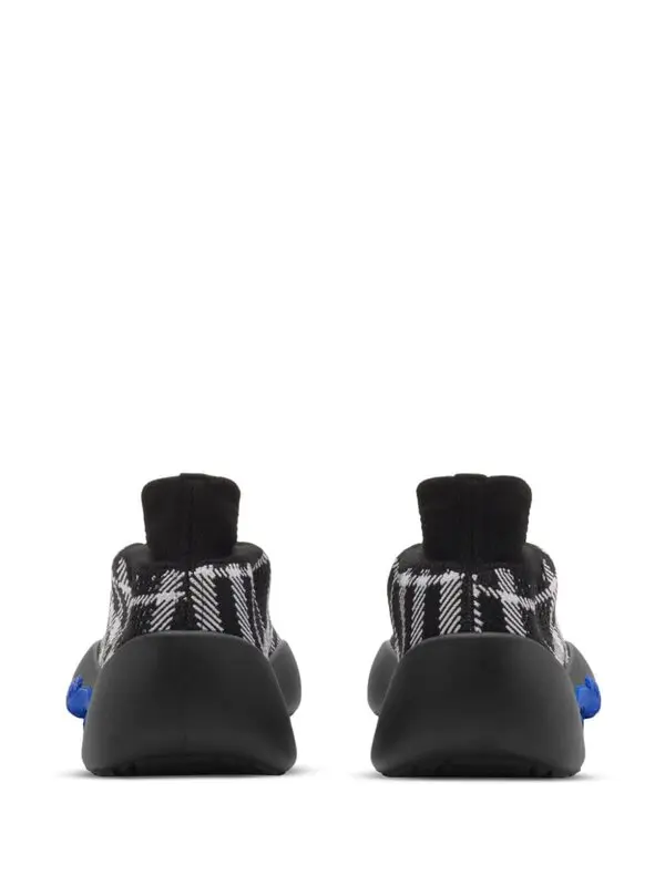Burberry Neptune Sneakers - Black