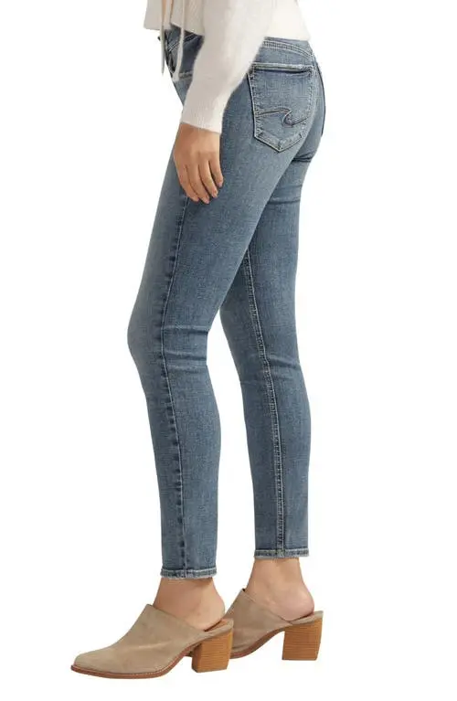 SILVER JEANS CO. Suki Curvy Skinny Jeans