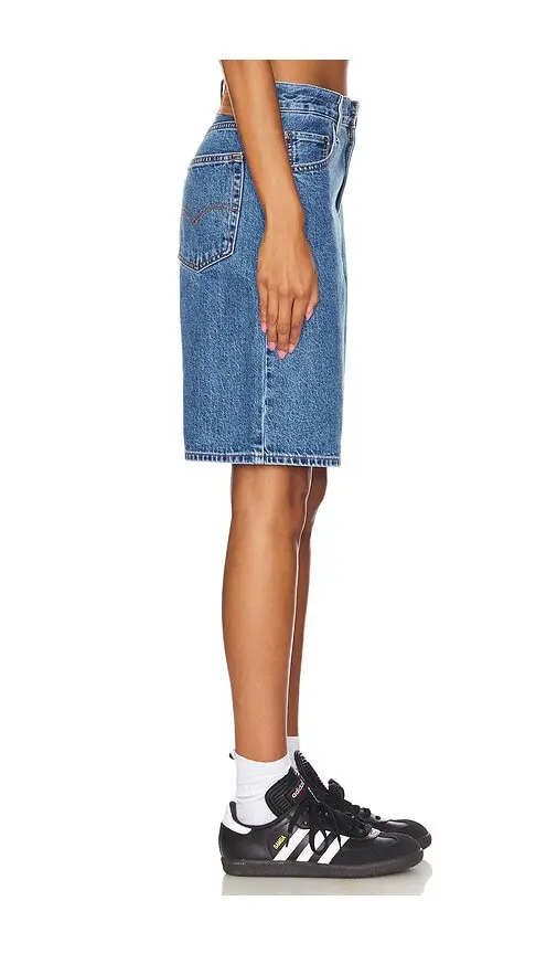 LEVI'S Baggy Dad Jorts In Light Wash Denim