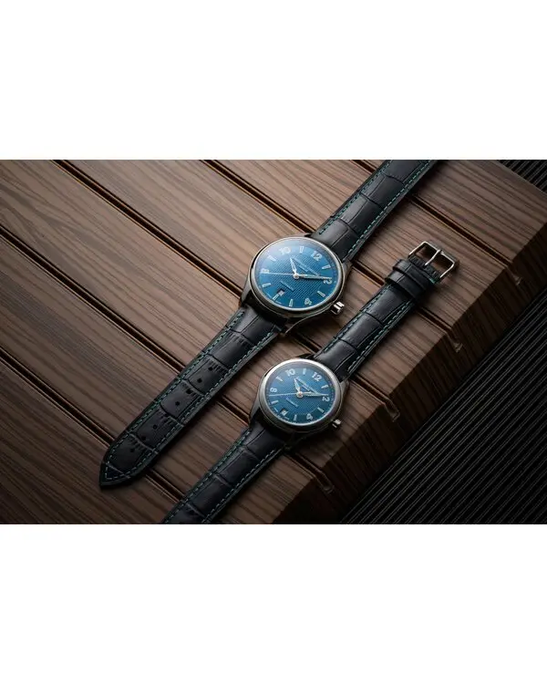 FREDERIQUE CONSTANT Runabout 42mm Strap Watch