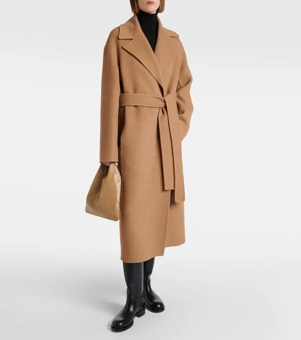 THE ROW Bindle Small Leather Tote Bag - Brown