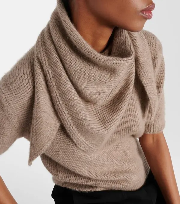 The Row Hit Cashmere Scarf - Beige | Editorialist