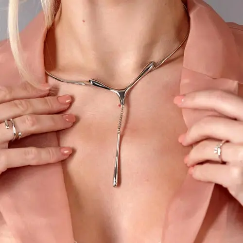 LUCY QUARTERMAINE Drop Y Neck Necklace - Sterling Silver