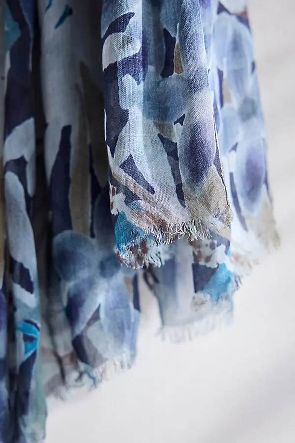 ELIZABETH GILLETT Garden Watercolor Scarf - Navy