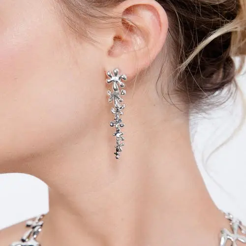 LUCY QUARTERMAINE Splash Drop Earrings