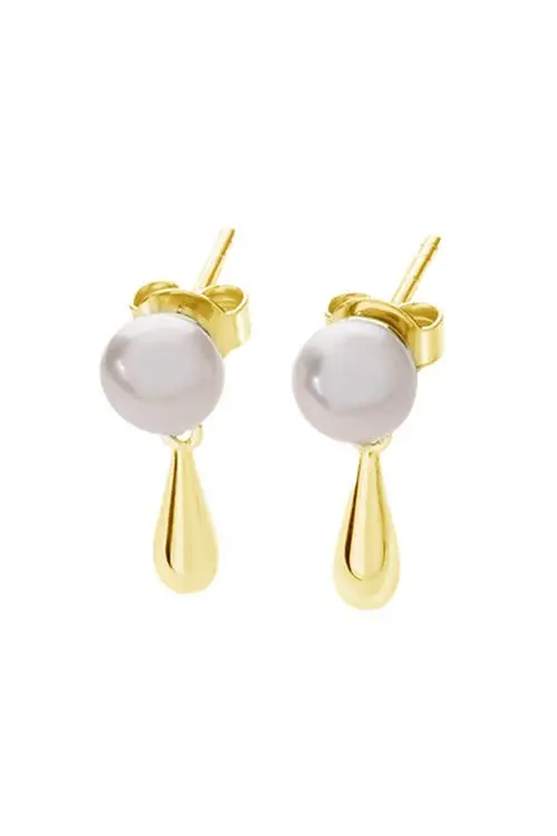 LUCY QUARTERMAINE Royal Pearl Earrings - Gold Vermeil