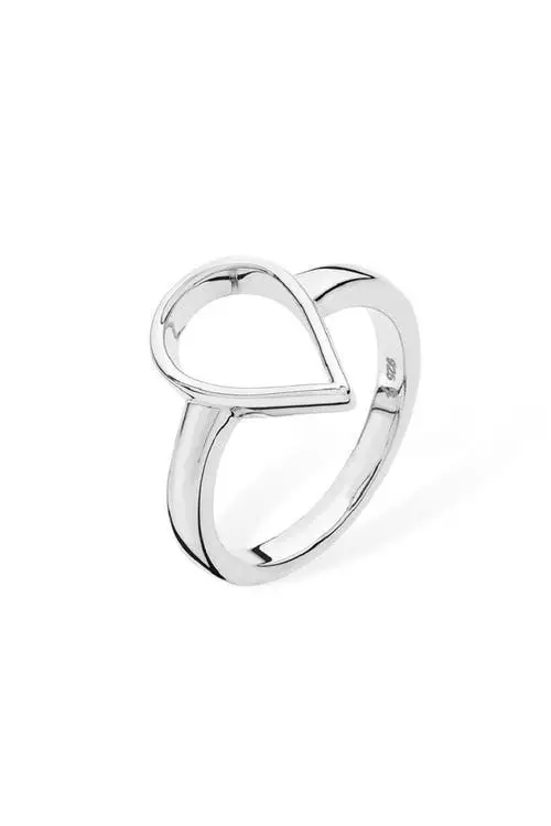 LUCY QUARTERMAINE Open Petal Ring - Sterling Silver