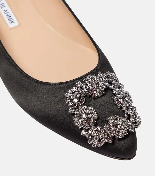 Manolo Blahnik Hangisiflat Embellished Ballet Flats - Black