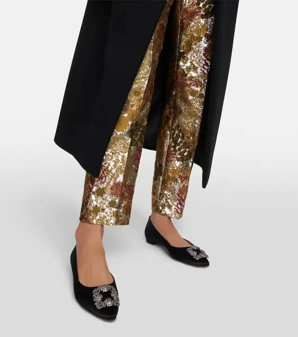 Manolo Blahnik Hangisiflat Embellished Ballet Flats - Black