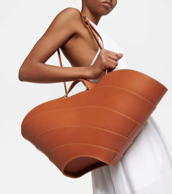Alaïa Khaima Medium Leather Tote Bag - Brown
