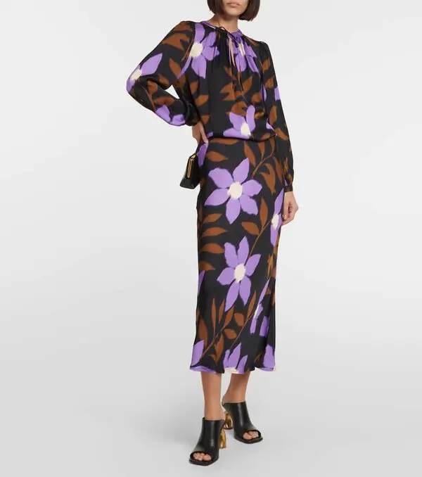 Velvet By Graham & Spencer Isa Printed Satin Top
