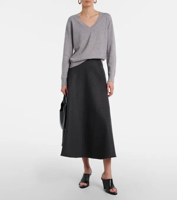 Vince V-neck Cashmere Sweater