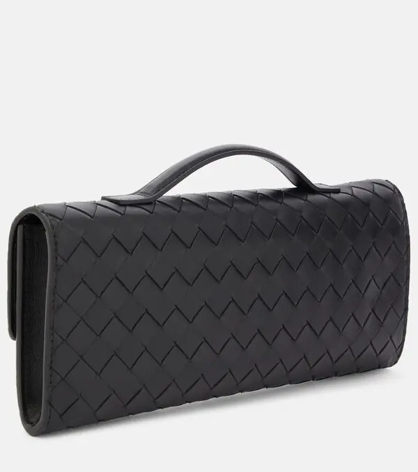 Bottega Veneta Andiamo Intrecciato Leather Clutch - Black