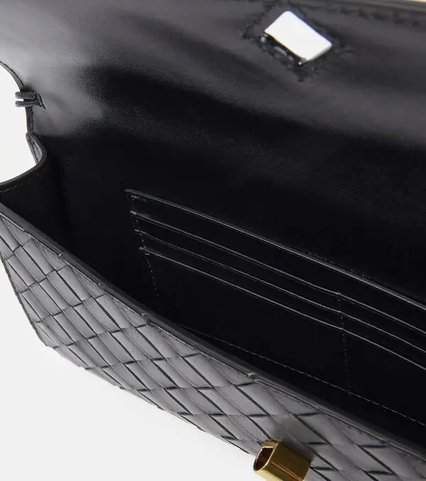 Bottega Veneta Andiamo Intrecciato Leather Clutch - Black