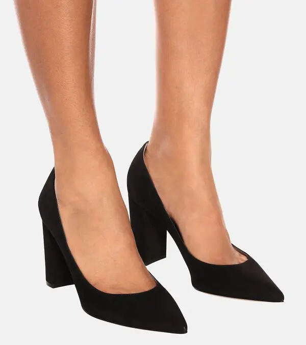 GIANVITO ROSSI Piper 85 Suede Pumps - Black