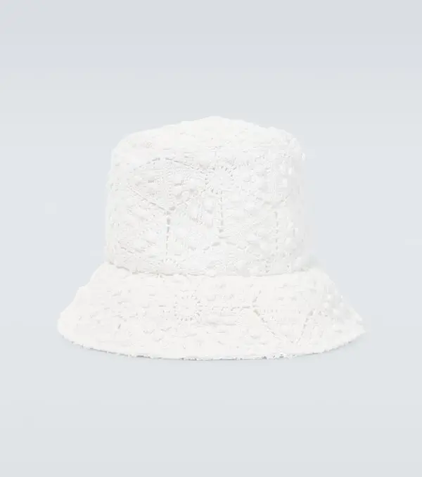 Comme Des Garçons Crochet Bucket Hat - White