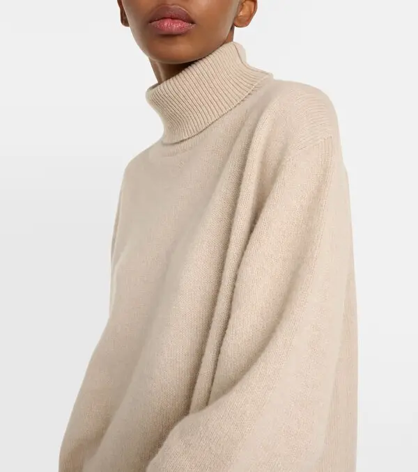 THE ROW Stepny Turtleneck Sweater