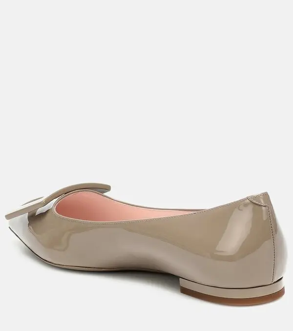 ROGER VIVIER Gommettine Ball Ballet Flats - Beige