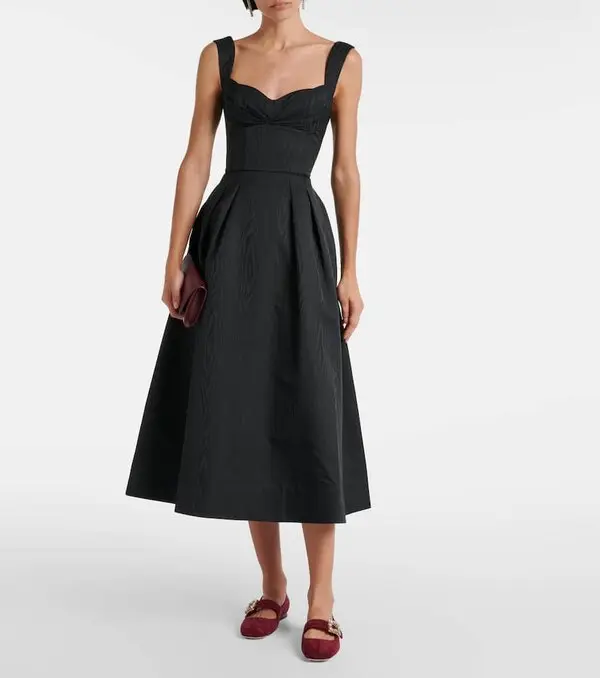 ROGER VIVIER Tres Vivier Babies Suede Mary Jane Flats