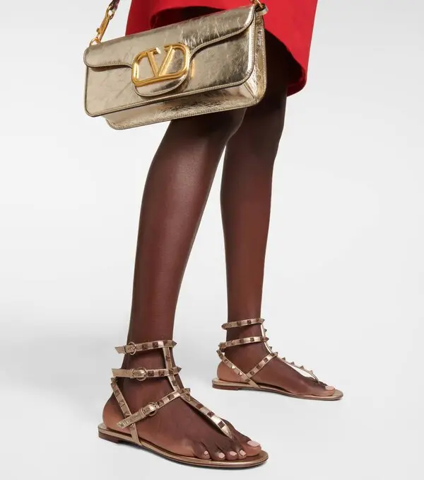 Valentino Garavani Vlogo Leather Thong Sandals