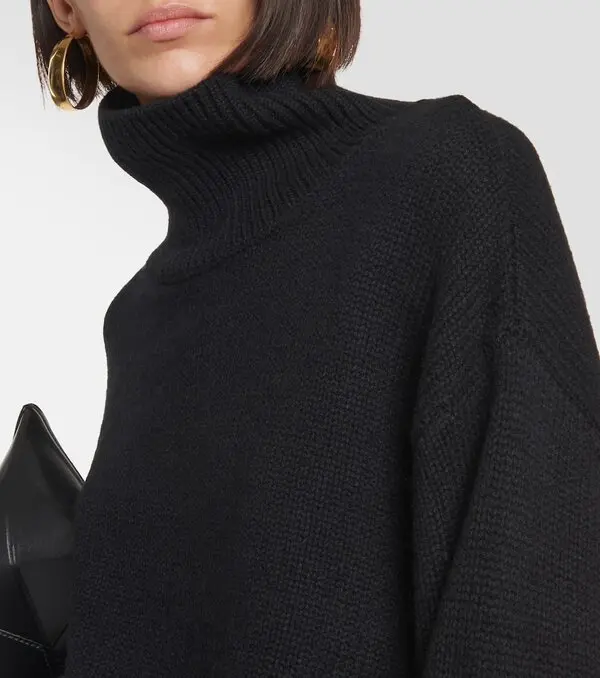 LISA YANG Fleur Cashmere Turtleneck Sweater