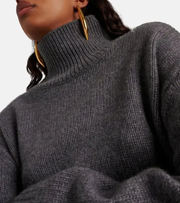 LISA YANG Fleur Cashmere Turtleneck Sweater