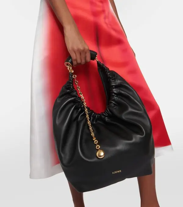 Loewe Squeeze Medium Leather Shoulder Bag