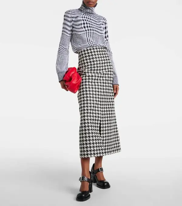Burberry 85 Leather Pumps