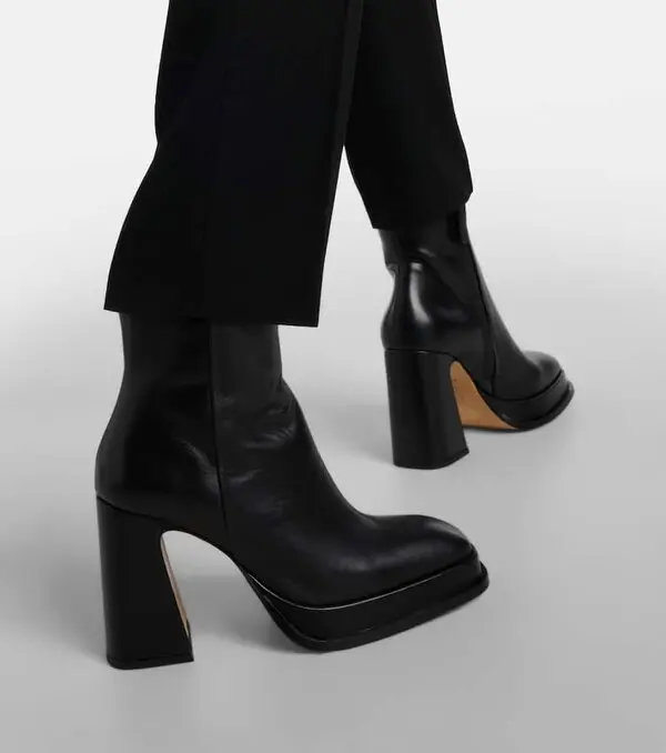 SOULIERS MARTINEZ Nova Chueca Leather Ankle Boots