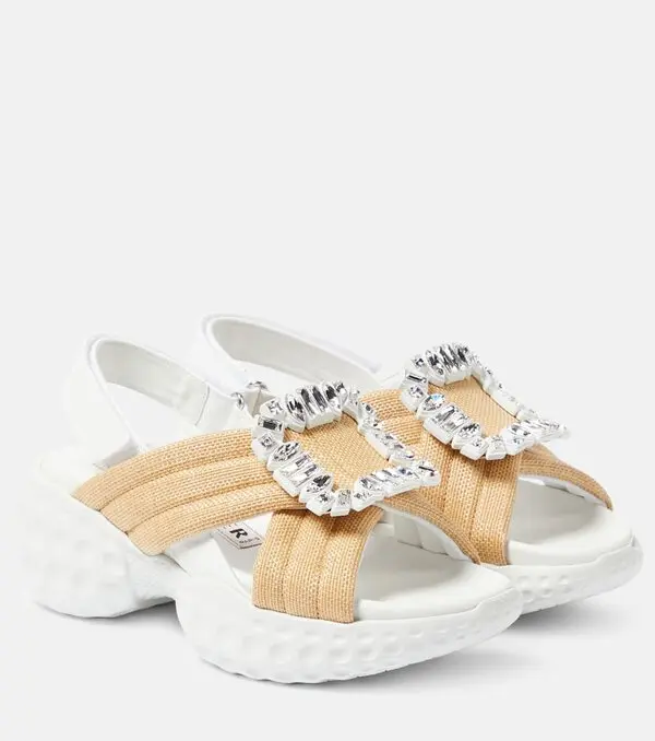 ROGER VIVIER Viv' Run Light Strass Buckle Sandals - Beige