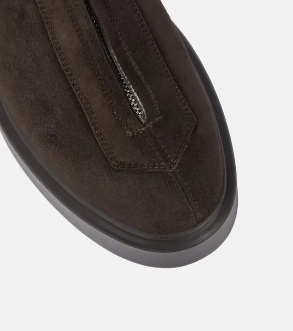 THE ROW Zipped Suede Ankle Boots - Brown