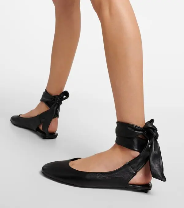 Attico Cloe Leather Slingback Flats In Ivory Glow - Black