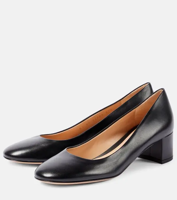 GIANVITO ROSSI Leather Pumps