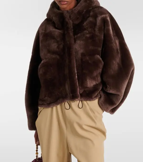 BLANCHA Cropped Shearling Jacket