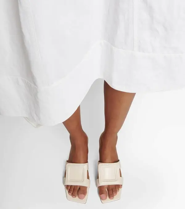 ROGER VIVIER Buckle Leather Sandals