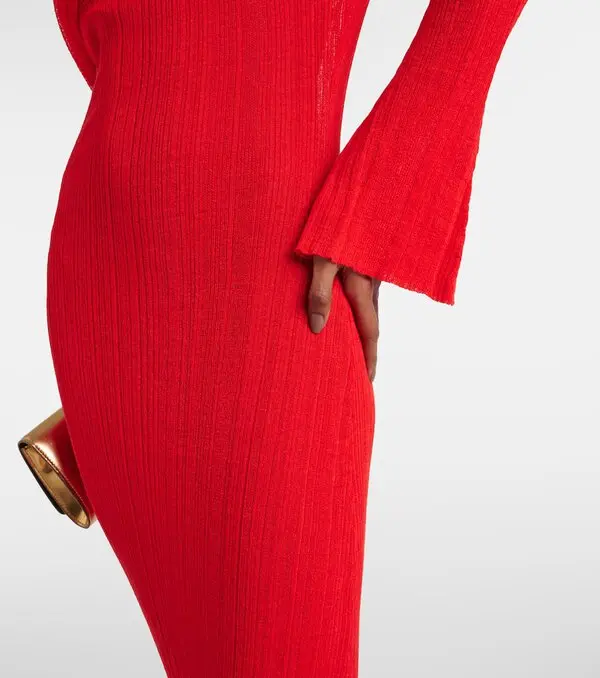 AYA MUSE Off-shoulder Maxi Dress