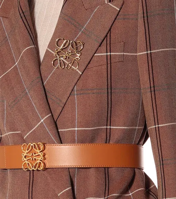 Loewe Anagram Brooch - Gold