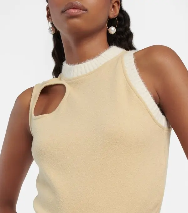 DIDU Cutout Fleece Bodysuit