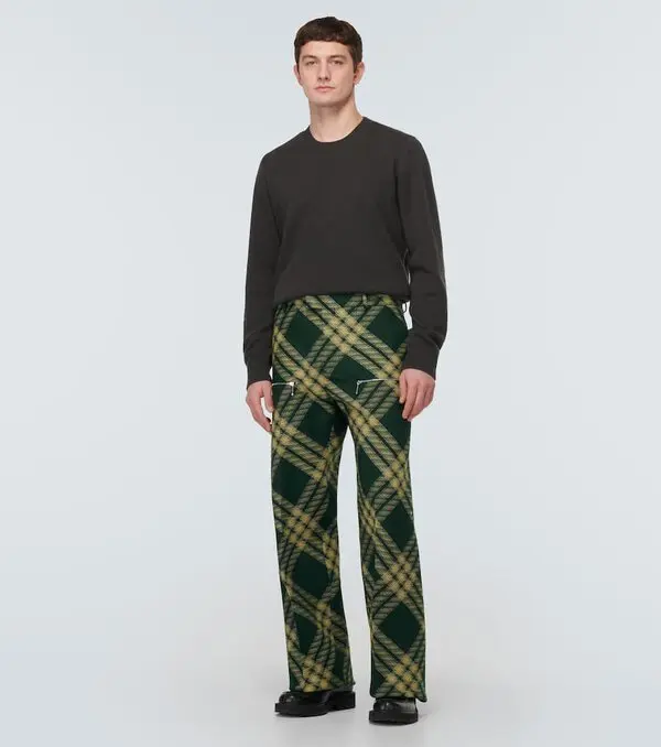 Burberry Cashmere Sweater - Black