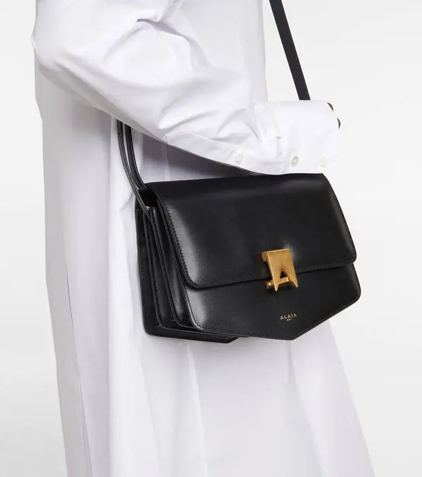 Alaïa Le Papa Large Leather Crossbody Bag - Black