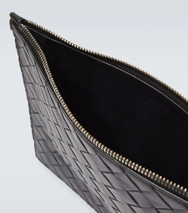 Bottega Veneta Intrecciato Large Leather Pouch