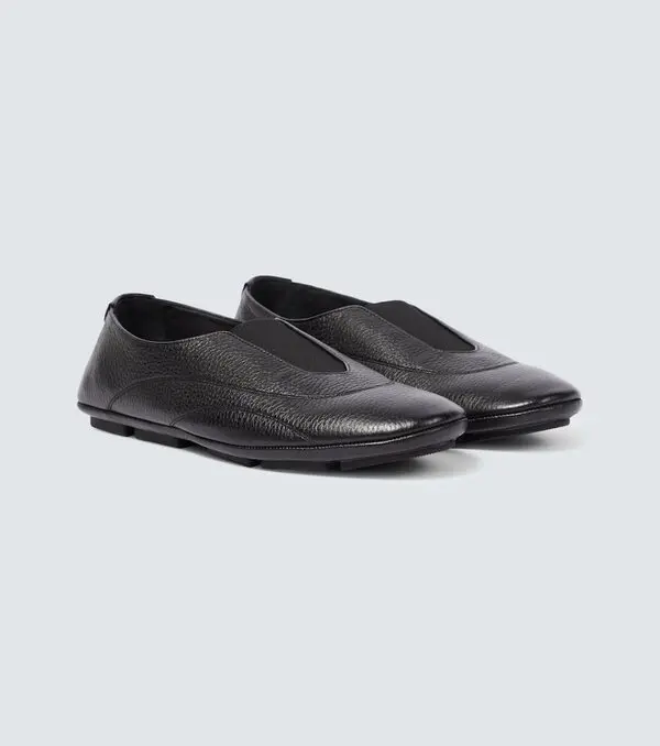 Dolce & Gabbana Leather Round Toe Flats