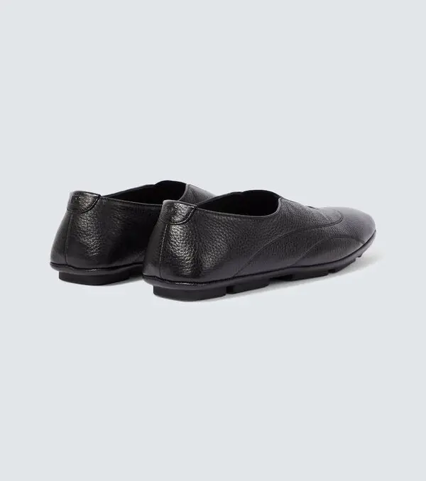 Dolce & Gabbana Leather Round Toe Flats