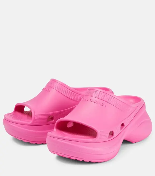 Balenciaga Pool Crocs™ Mules - Pink