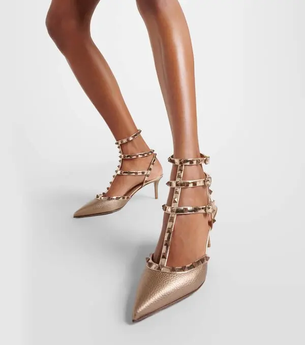 Valentino Garavani Rockstud Leather Pumps