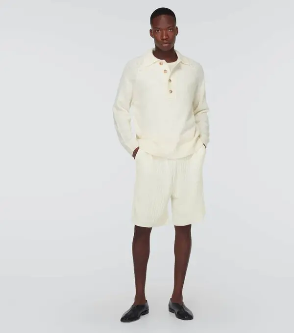 King & Tuckfield Wool Shorts