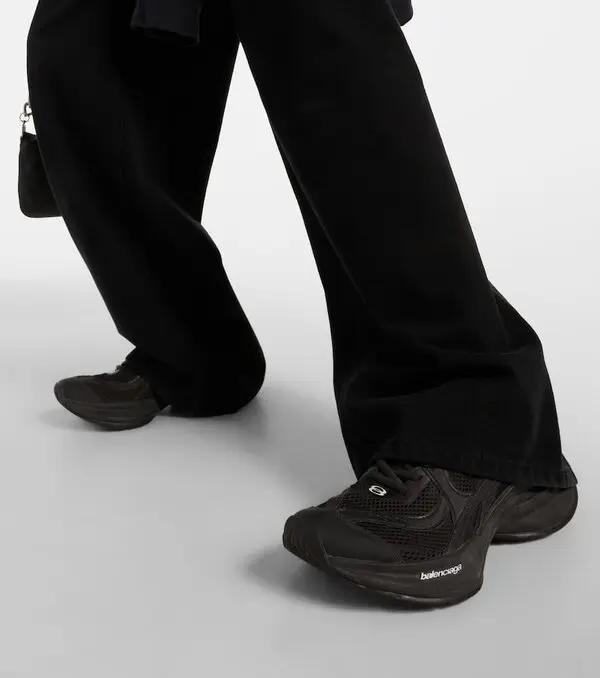 Balenciaga Circuit Sneakers - Black